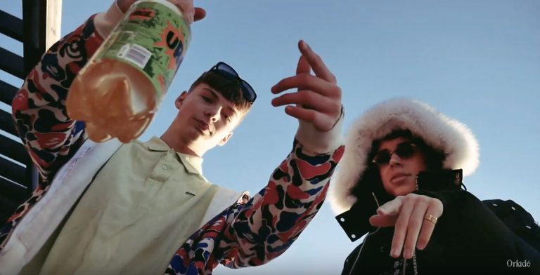 UNDERGRUNN: Se den aller første musikkvideoen til 16-åringene